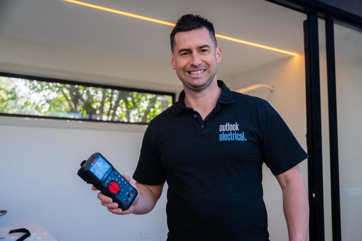 Tradie Tough Test: Bosch GDM 600-15 Professional Digital Multimeter ...