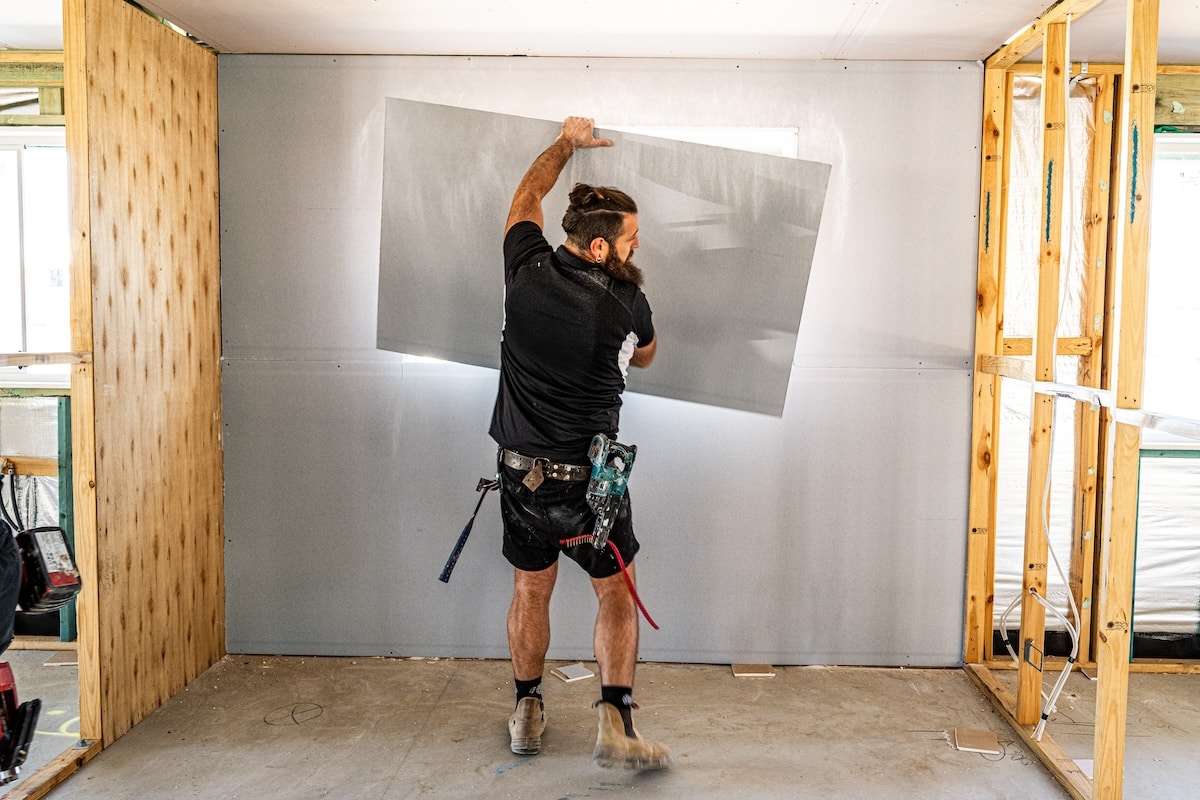 SHEETROCK PLUS: The new 10mm plasterboard from KNAUF - The Tradie Magazine